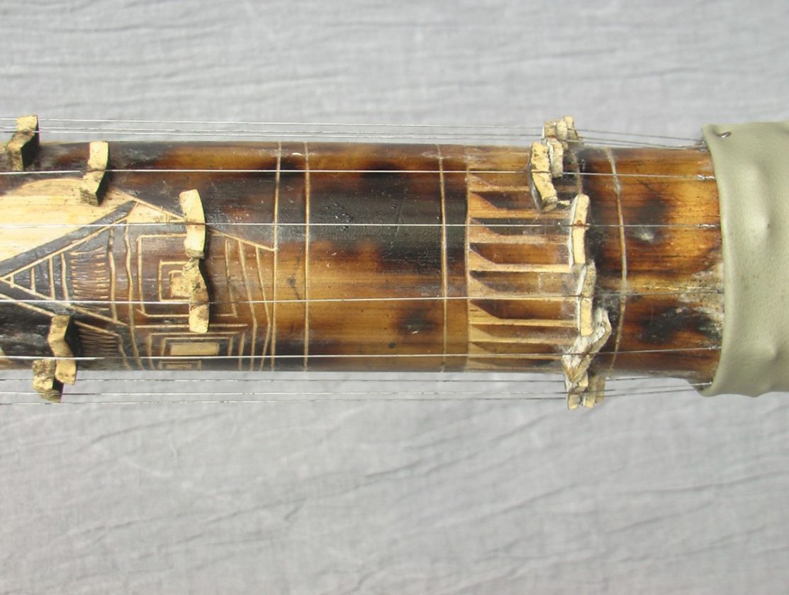 Le valiha, symbole musical malgache (KR349) - KR home-studio