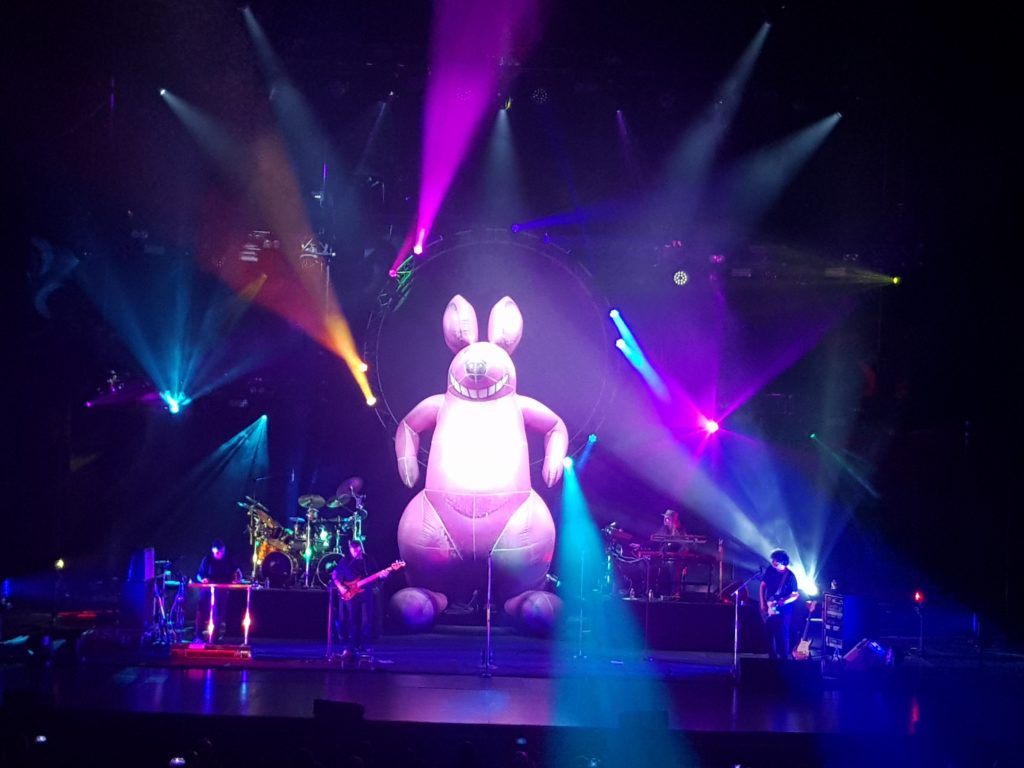 The Australian Pink Floyd Show : Dans une plongée complète de Dark Side ...